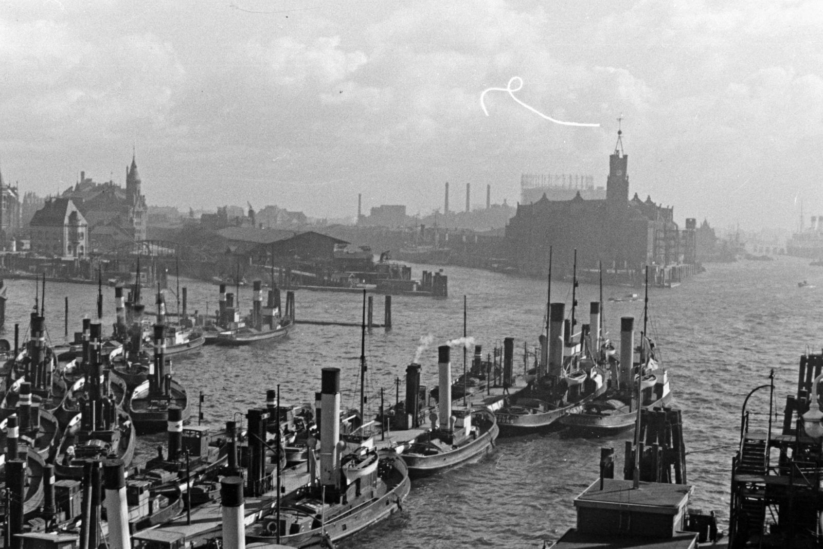 Global Port Cities: Logics, Challenges, Creativity | Oxford Comparative ...